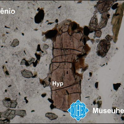 HIPERSTÊNIO (Hypersthene) - Museu Heinz Ebert